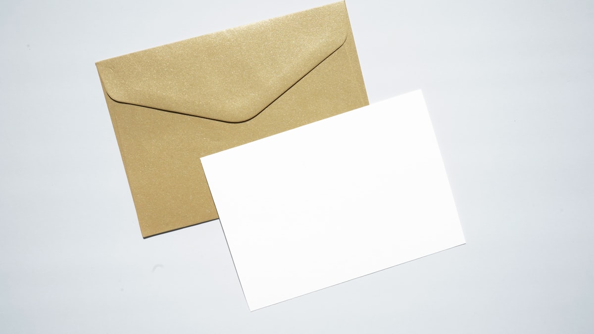 7 Sales Letter Examples That Generated Millions (With Swipe-Worthy ...