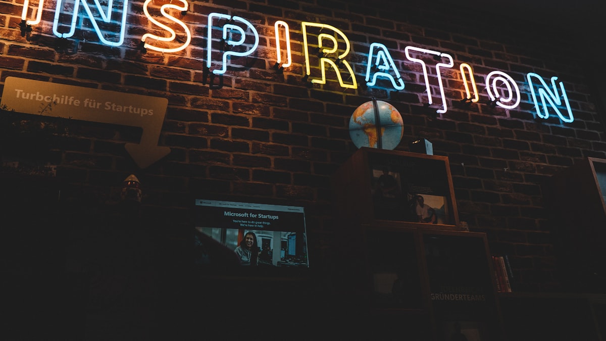 What Is a Swipe File? The Complete Guide to Building Your Copywriting ...